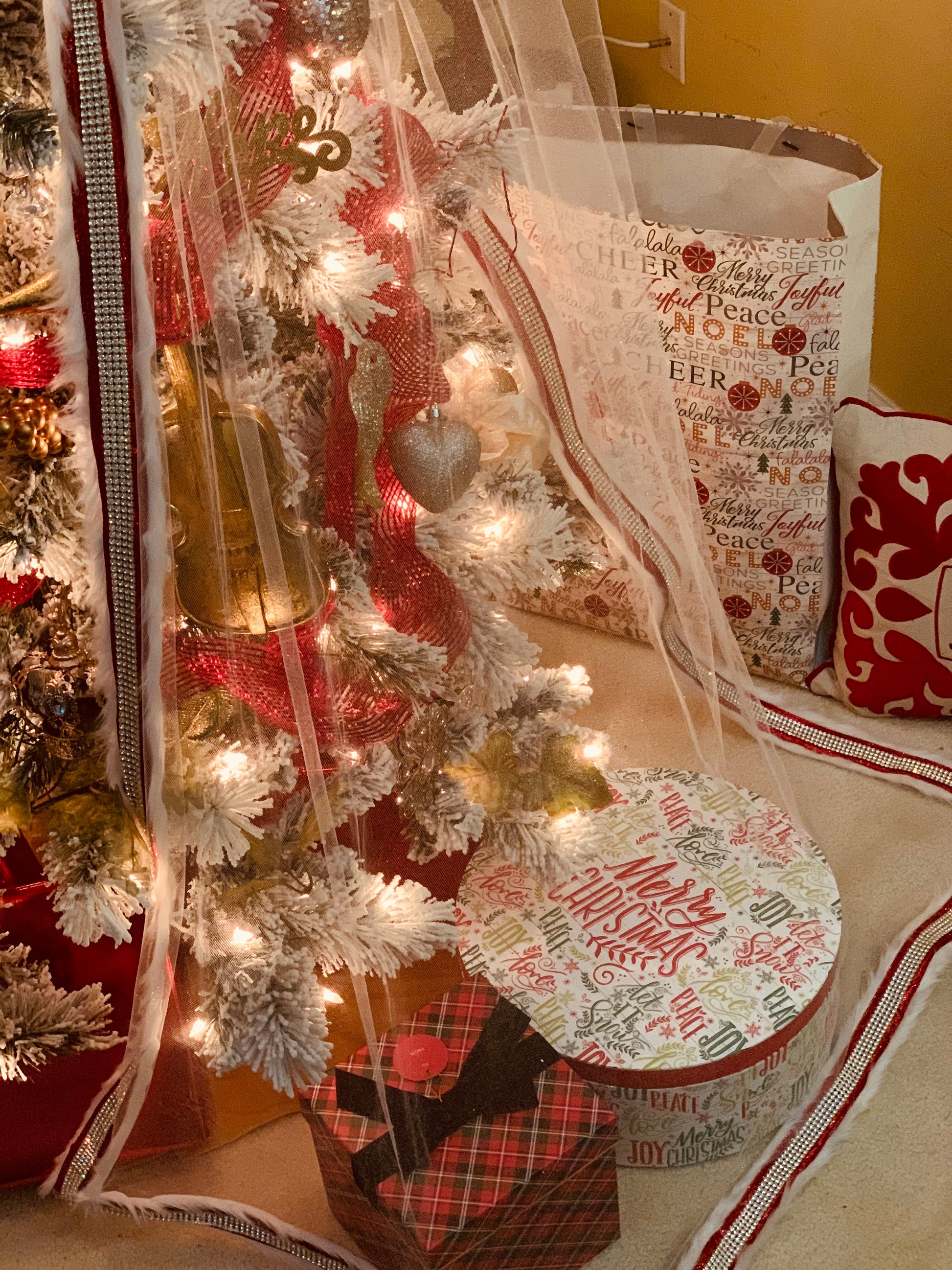 The Designer Tree Cape - Red – Drae Crenshaw Holiday Collection
